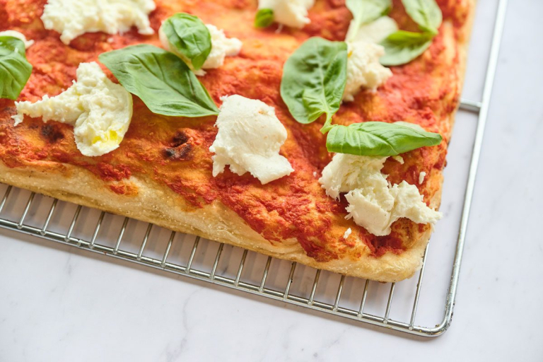 Authentic Roman pizza made with a lot of amore | Mamma Roma